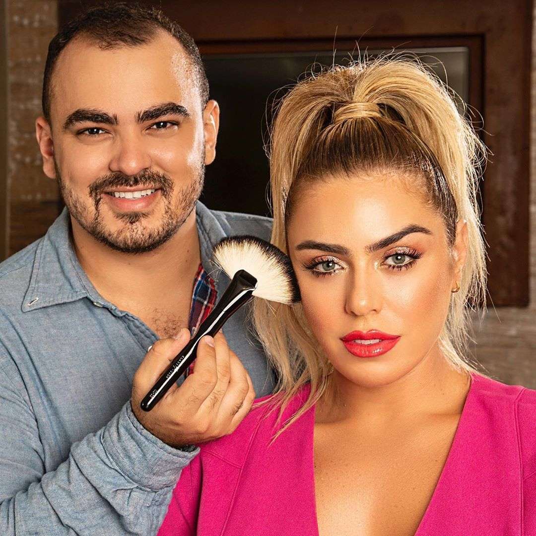 Maquiador Profissional de Sucesso com Lucas Vieira - Andreone RIbeiro | Hotmart