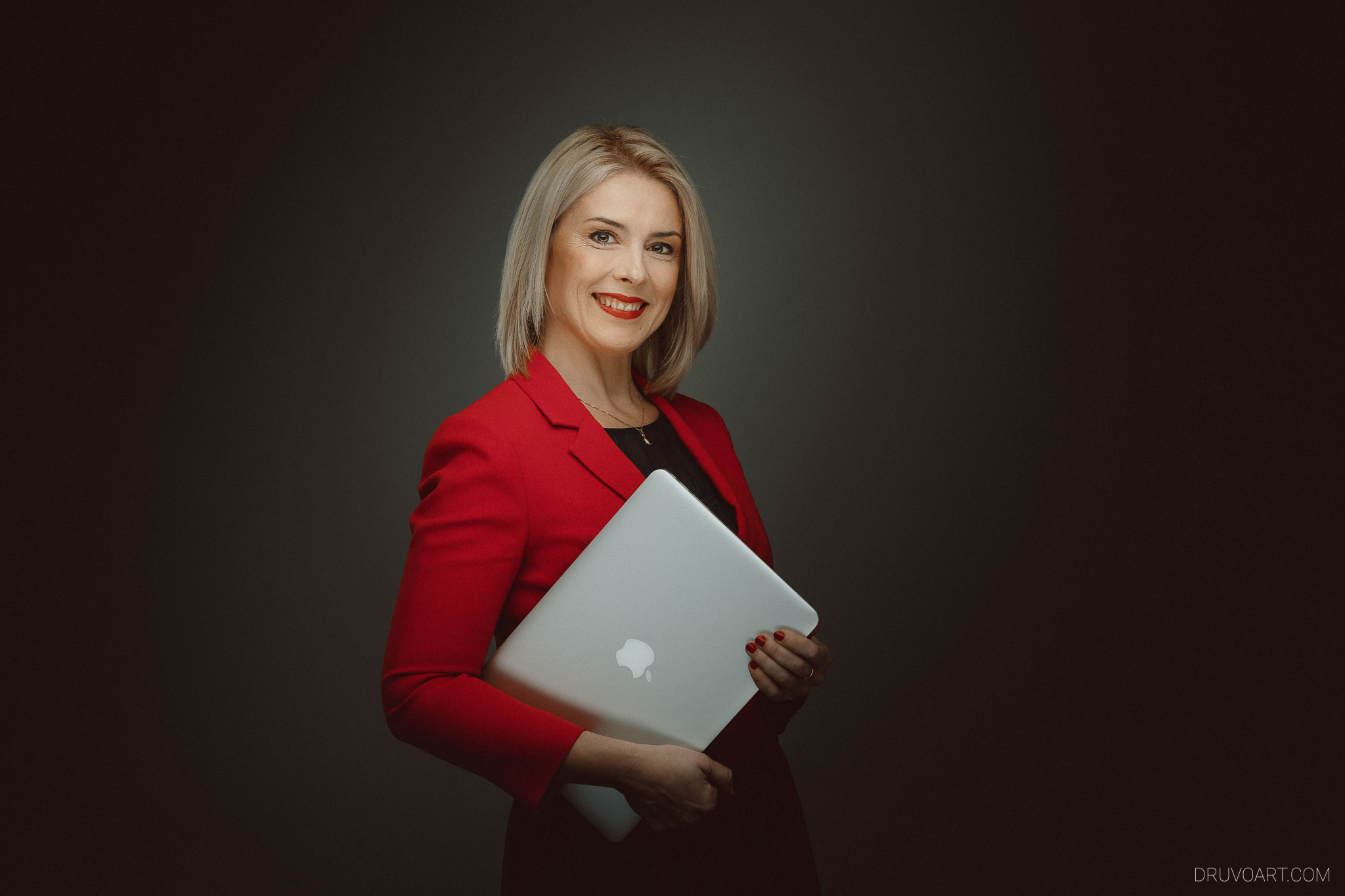 The LinkedIn Leadership Impact Challenge - Inga Ezera | Hotmart