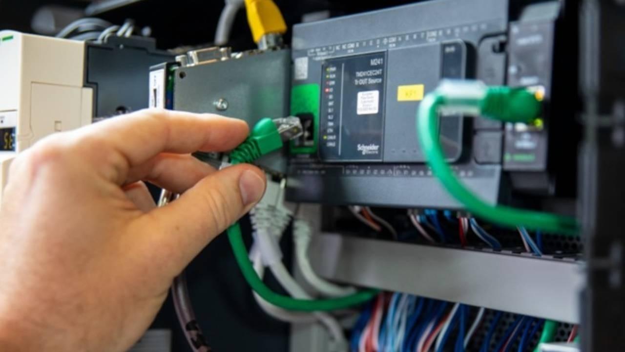 PLC MODICOM M241 con Machine Expert - Suiler Altamirano | Hotmart