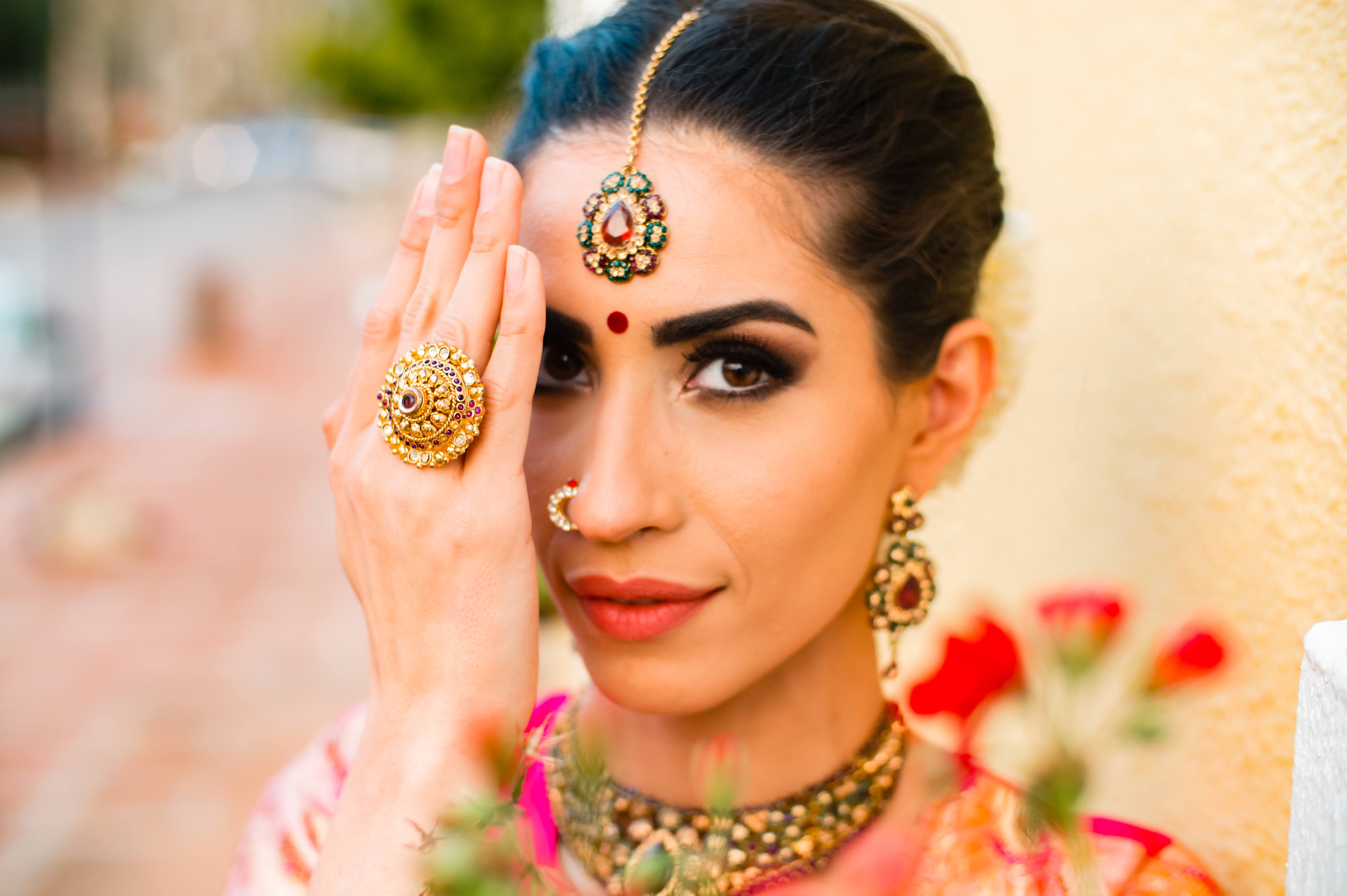 Bollywood Dance: A Dança do Cinema Indiano - Amelize Mattos | Hotmart