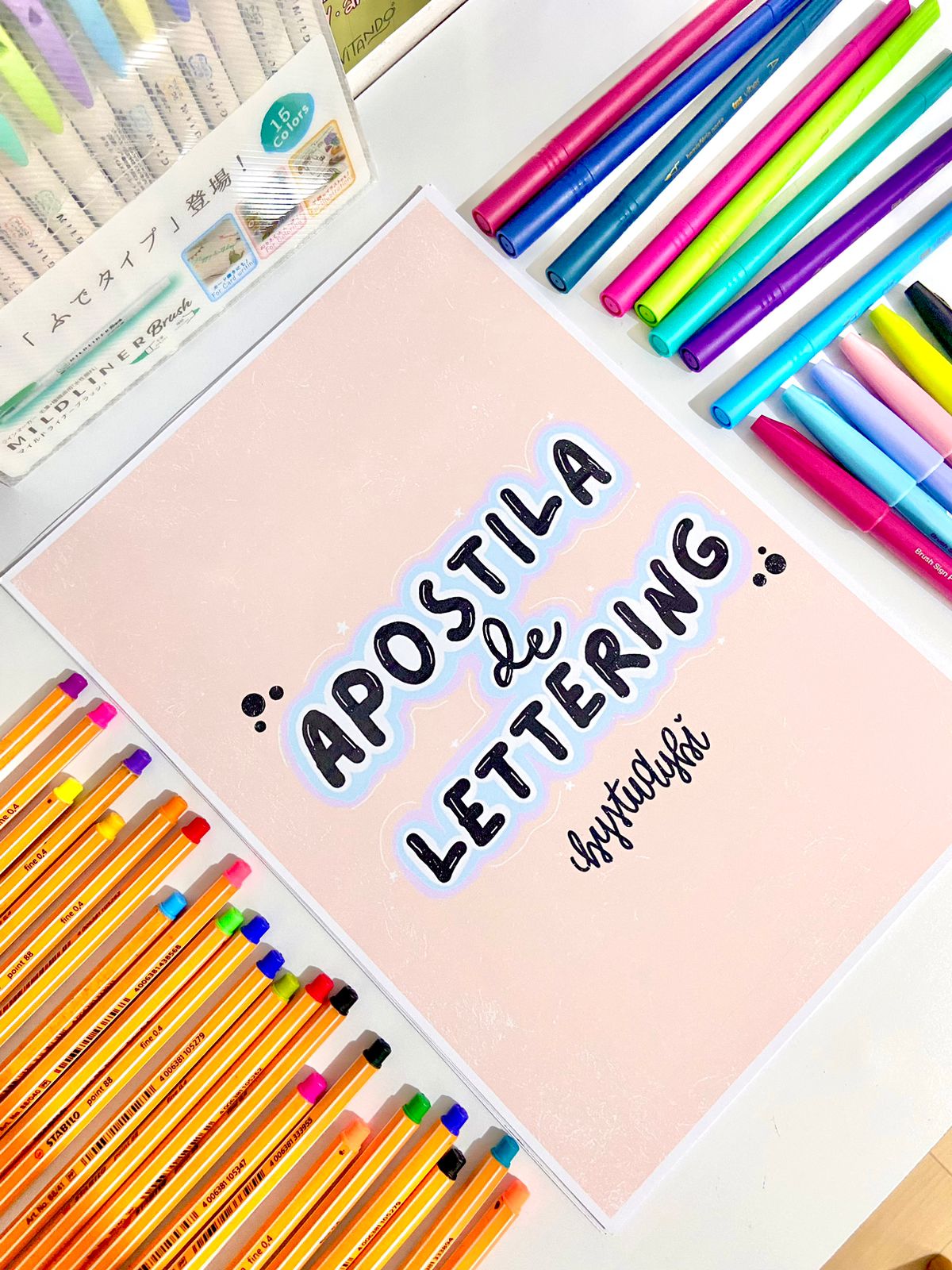 Apostila de Lettering GLOW UP DO SEU CADERNO - Gabriella Costa Dia...