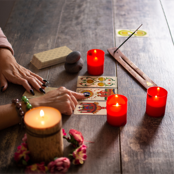 Mensagens e Previsões Para 6 Áreas da sua Vida com Oráculo à sua Es...