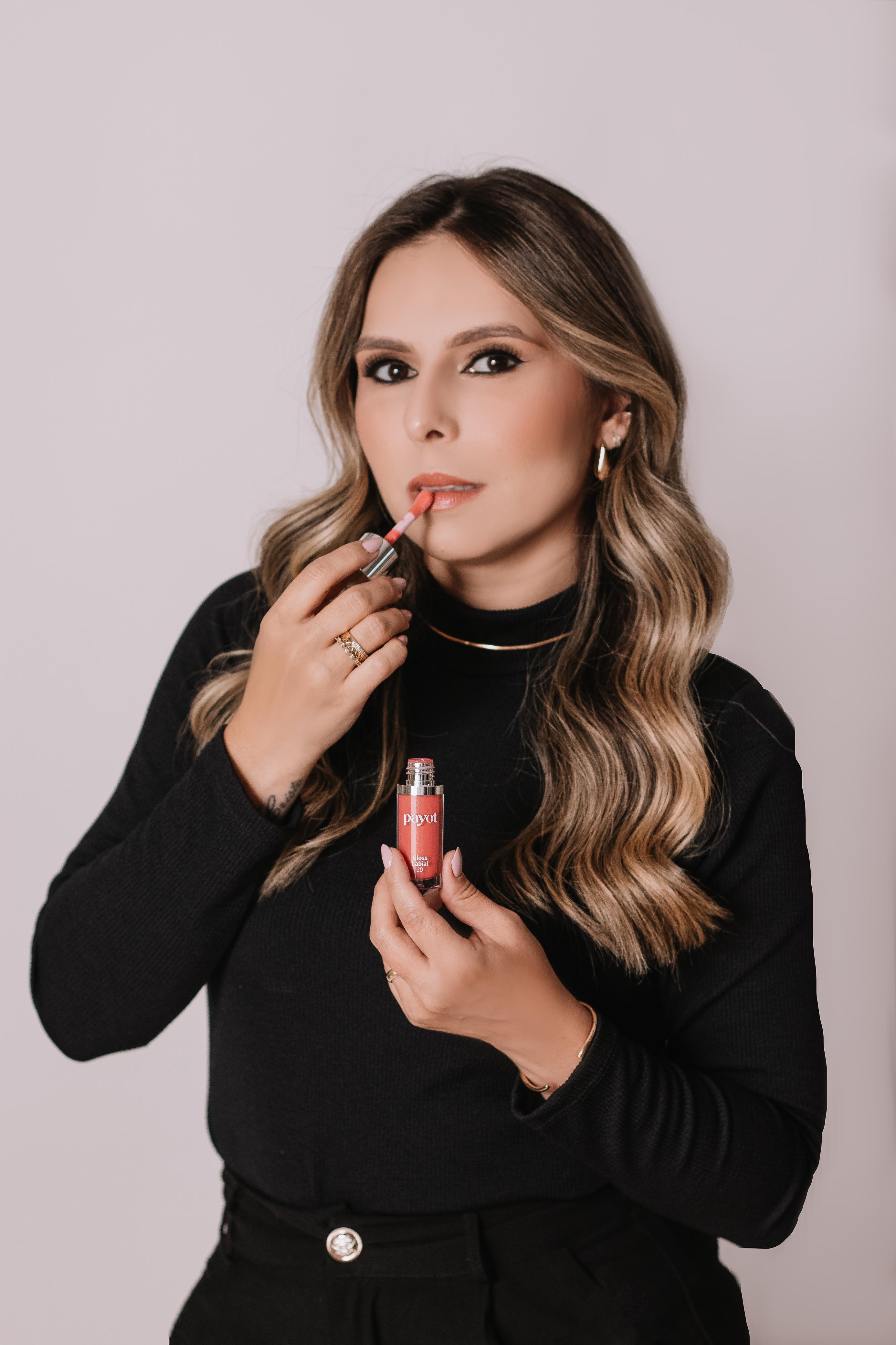 COMBO: MAKE EXPRESS + PELE SUPER RESISTENTE + MAKE NOTURNA + BÔNUS