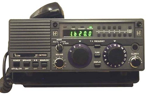 Manual em Português IC-M700 ICOM Rádio