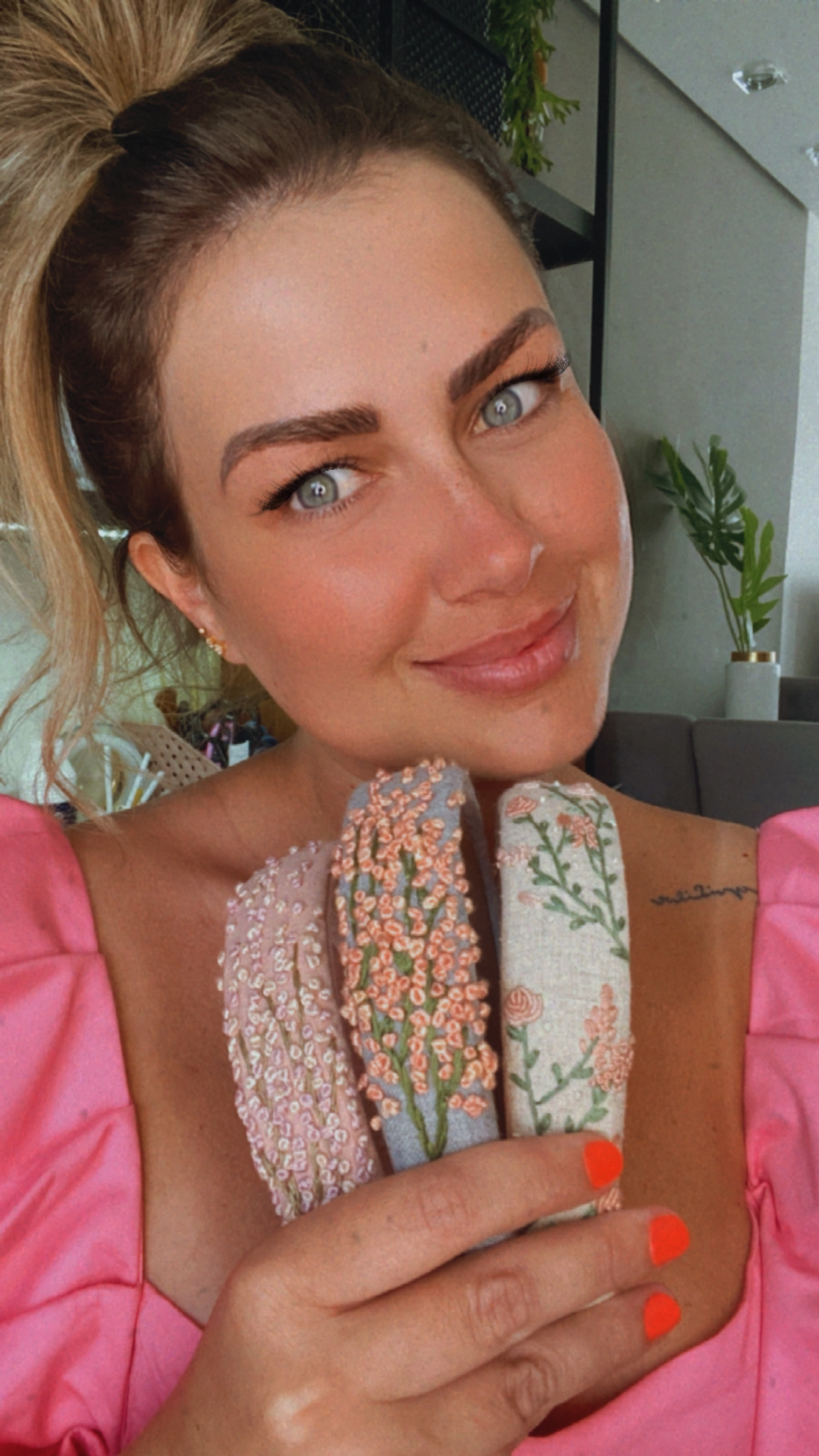 DESCOMPLICANDO BORDADOS - LAÇOS DE MARIAH por Gabriela Becker | Hot...