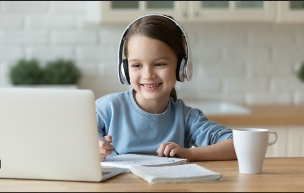 "Aprendiendo inglés es divertido: Un curso interactivo para que los...