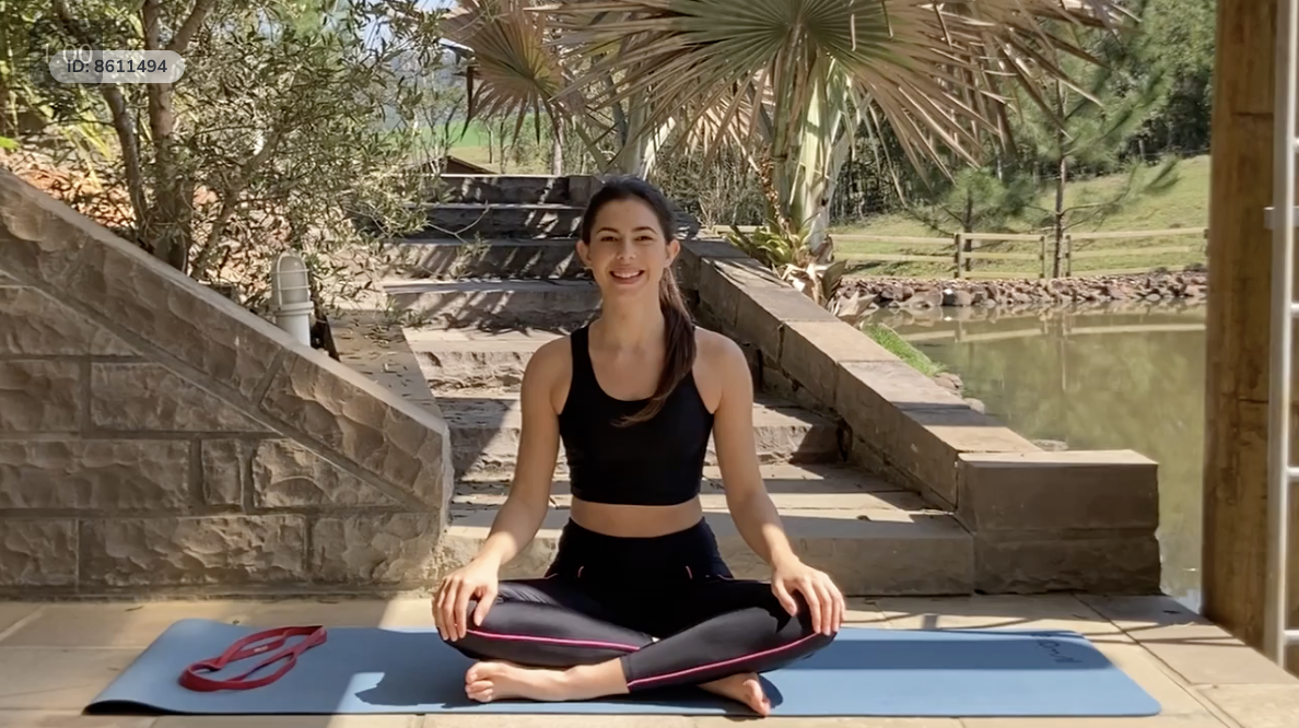 Yoga primeiros passos - o curso certo para iniciantes - Giulia Fern...