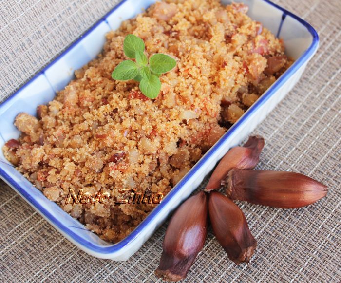 Comidas típicas brasileiras (25/28) - Farofa de pinhão assado