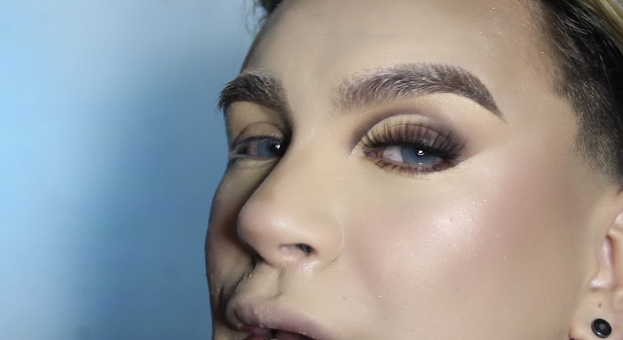 Curso maquillaje - Semi cut crease / Corte de cuenca Básico - Mauro ...