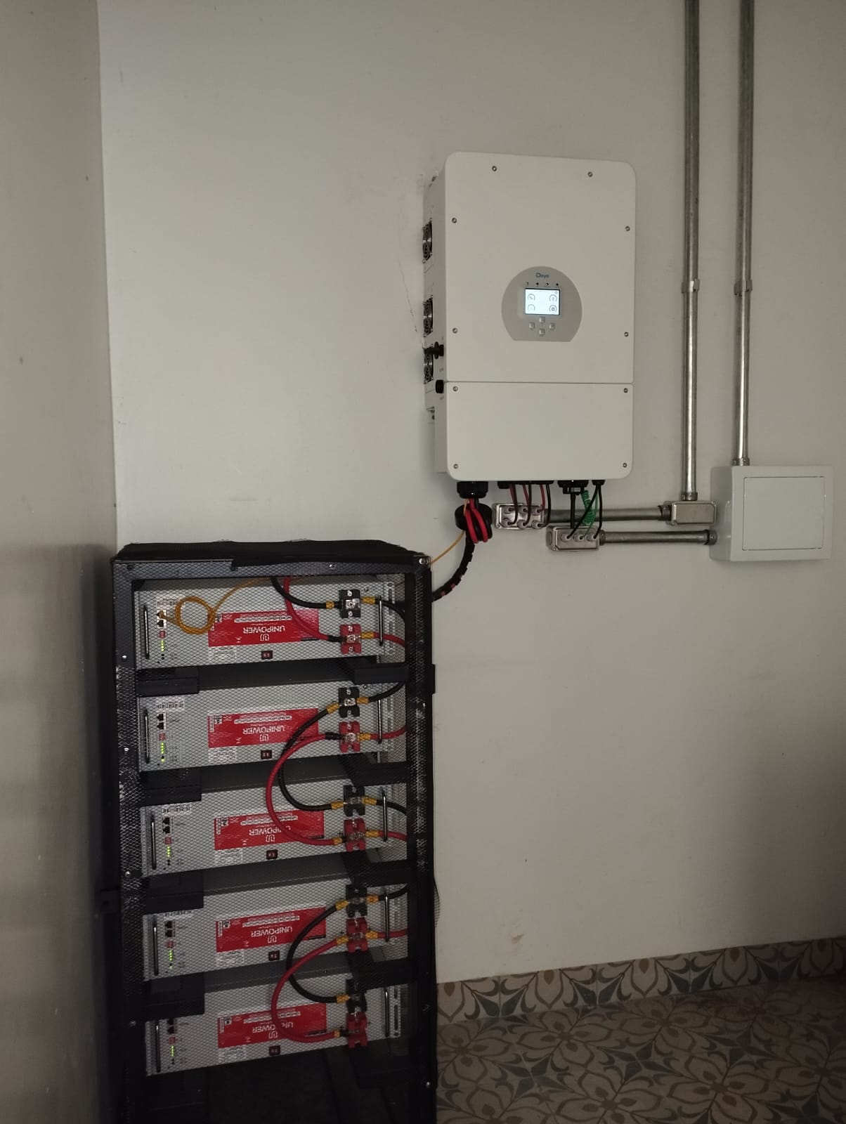 Instalação de Inversor Híbrido e Baterias de Lítio - Carllos Washïn...