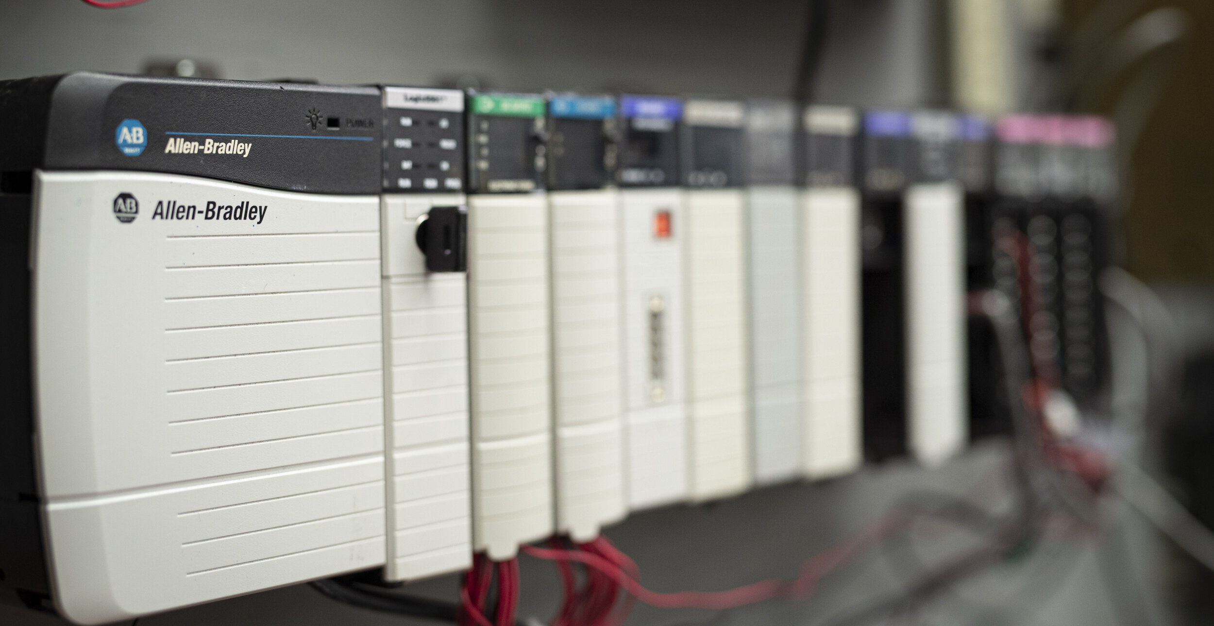 Allen Bradley Full PLC Programming 2 - RSLogix 5000 Series with En...