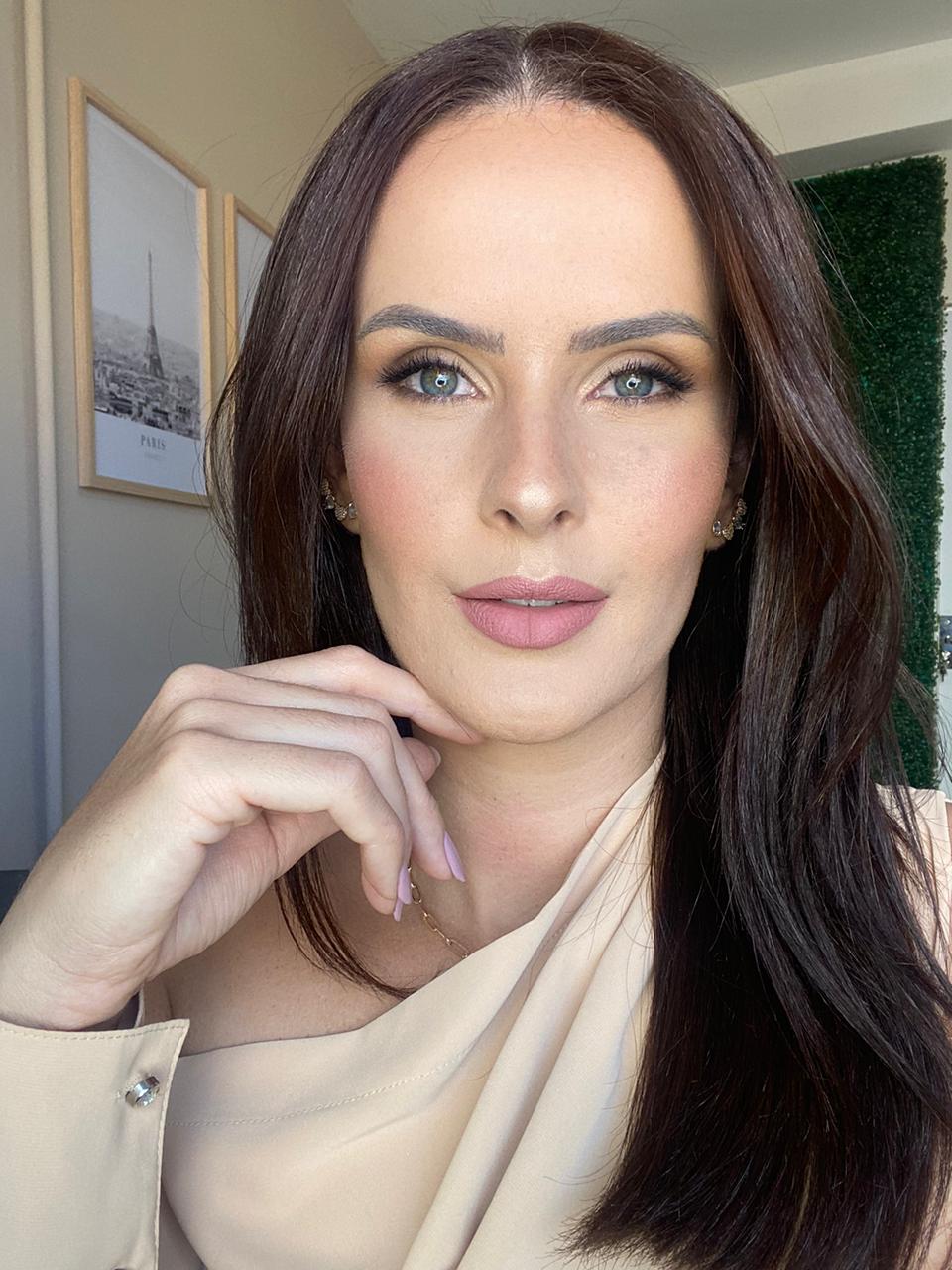 Auto Maquiagem by. Jéssica Fernanda