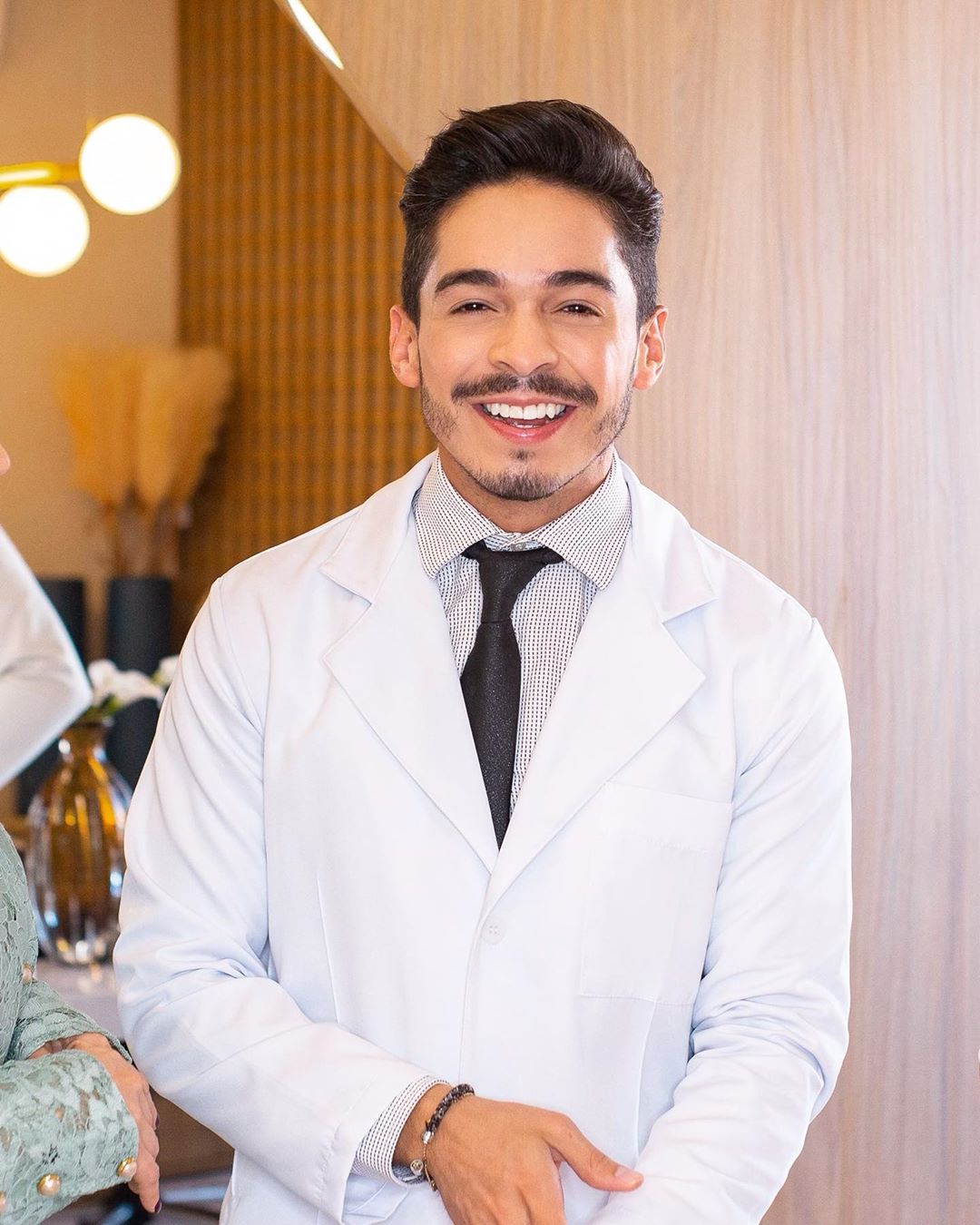 Dr. Dieick Lábios e Olheiras - Dieick de Sá Oliveira | Hotmart