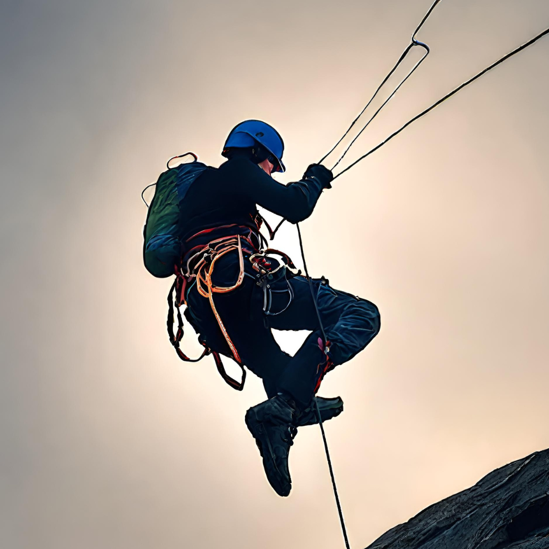 RAPEL E TÉCNICAS VERTICAIS - Turismo de Aventura | Hotmart