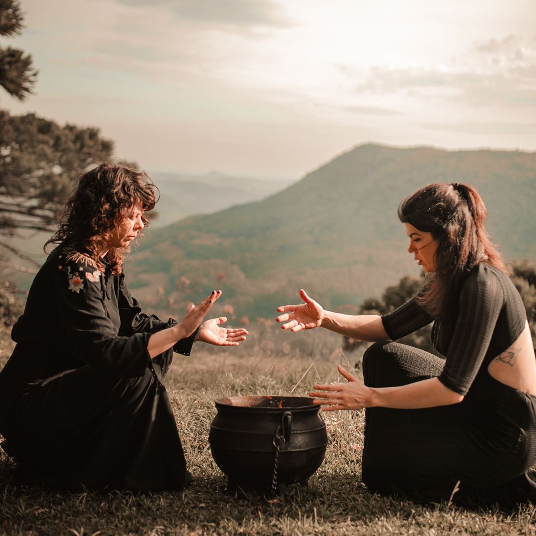 IMERSÃO SACERDOTISAS - TEIA DA LUA - Teia da Lua | Hotmart