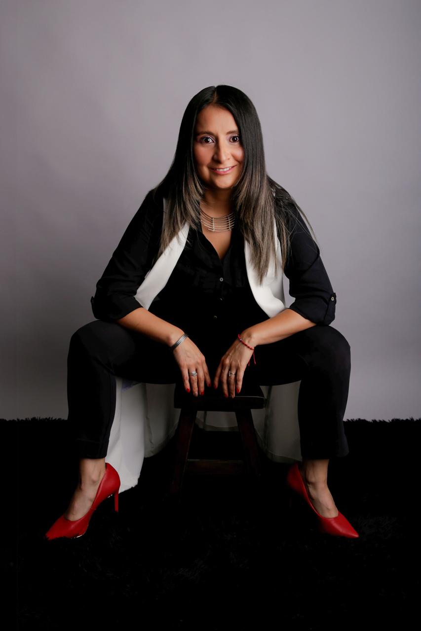 Certificación en Asesoría de Imagen Integral y Holística - Gabriela...