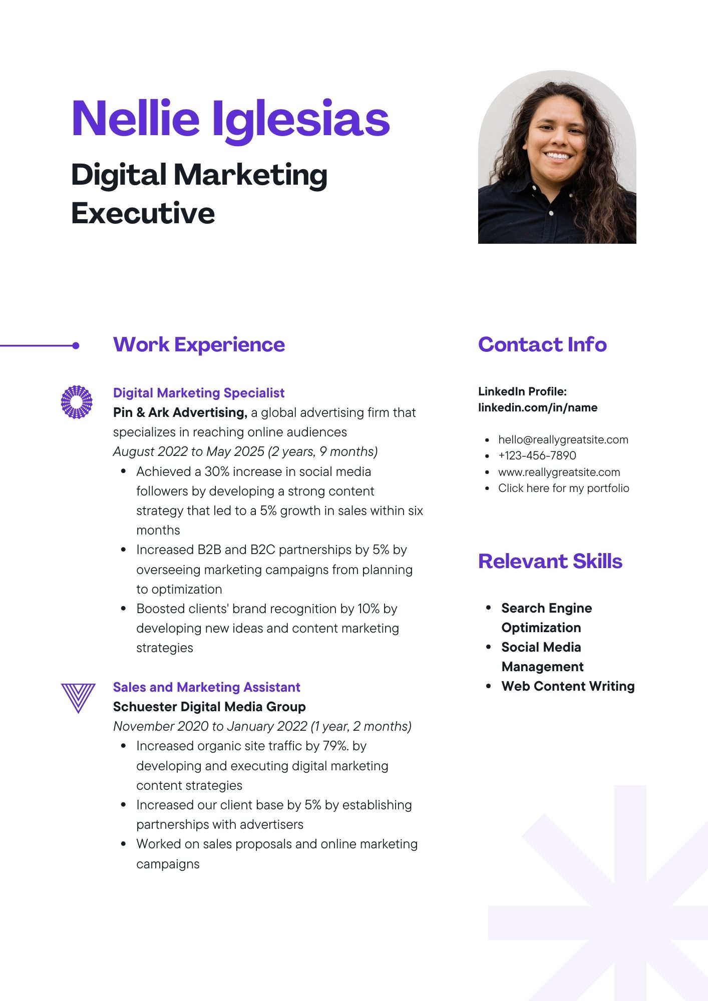 Modèle de CV Professionnel - Inês Ferraz | Hotmart