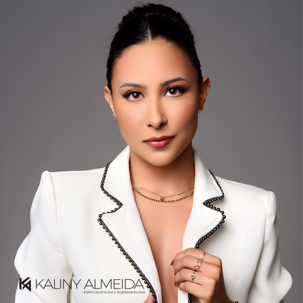 Sobrancelhas Perfeitas - Kaliny Almeida Academy - Kaliny Almeida Ne...