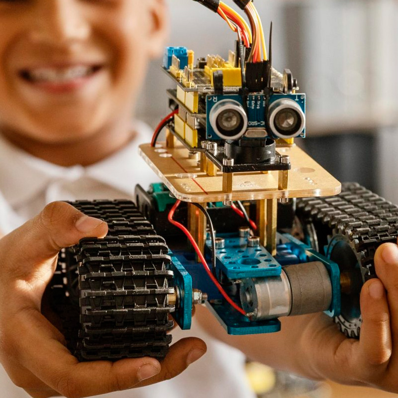 Curso de Robótica RoboGenius - EscolaEAD Cursos Online | Hotmart