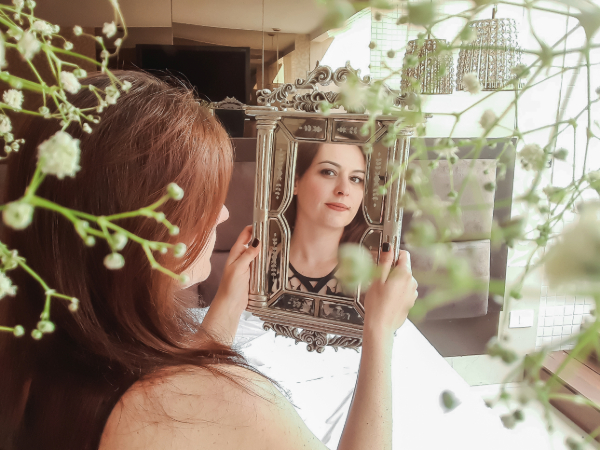 Se Conheça! - Lari Lará | Hotmart