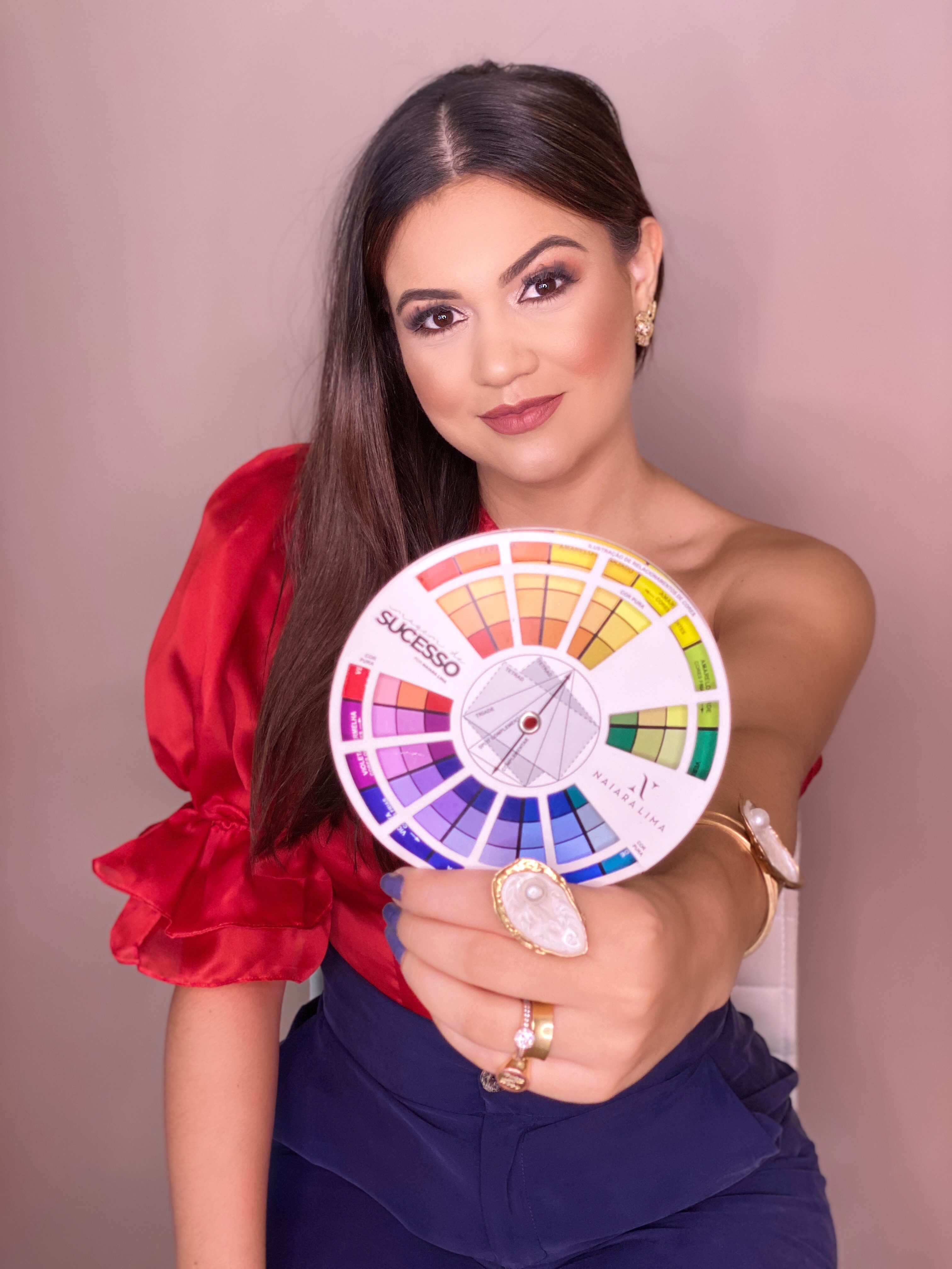 Imagem de Sucesso - Naiara Lima | Hotmart