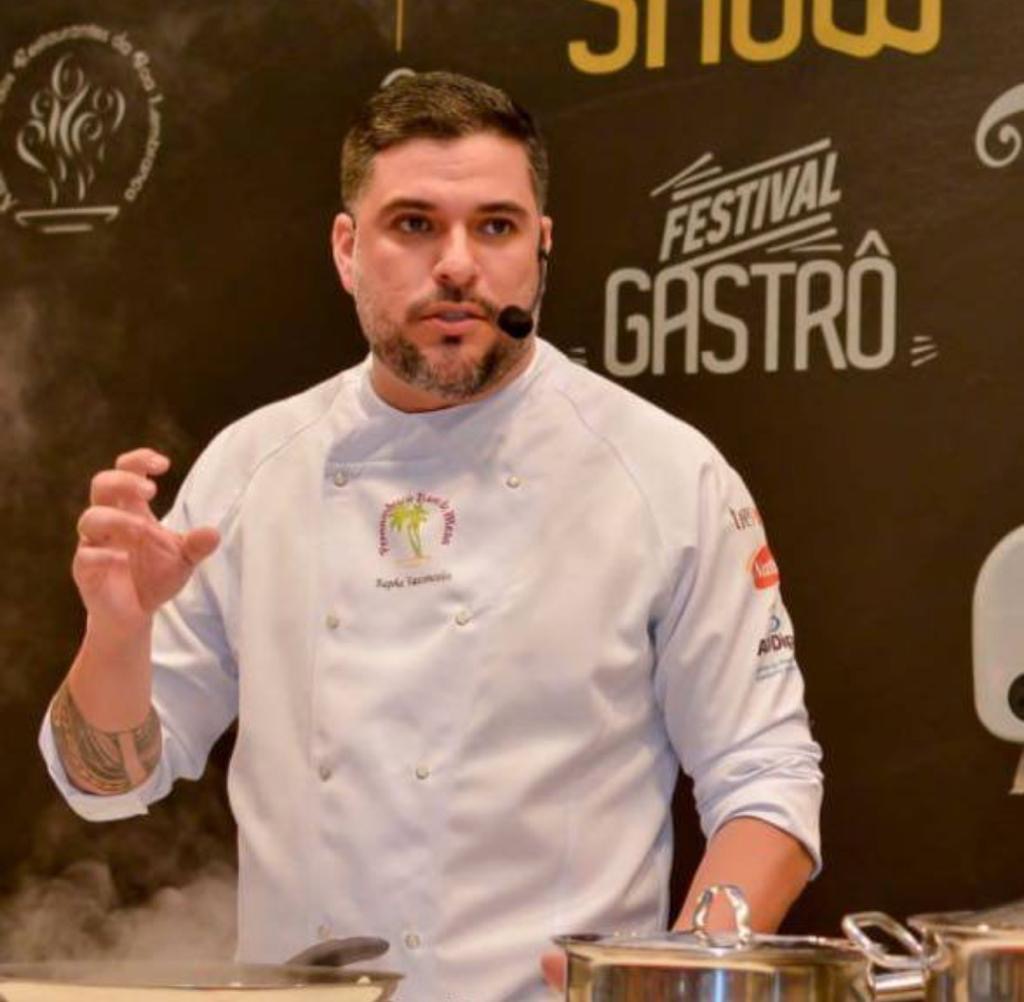 Recebendo e Cozinhando como um Chef - por Rapha Vasconcellos - Mari...
