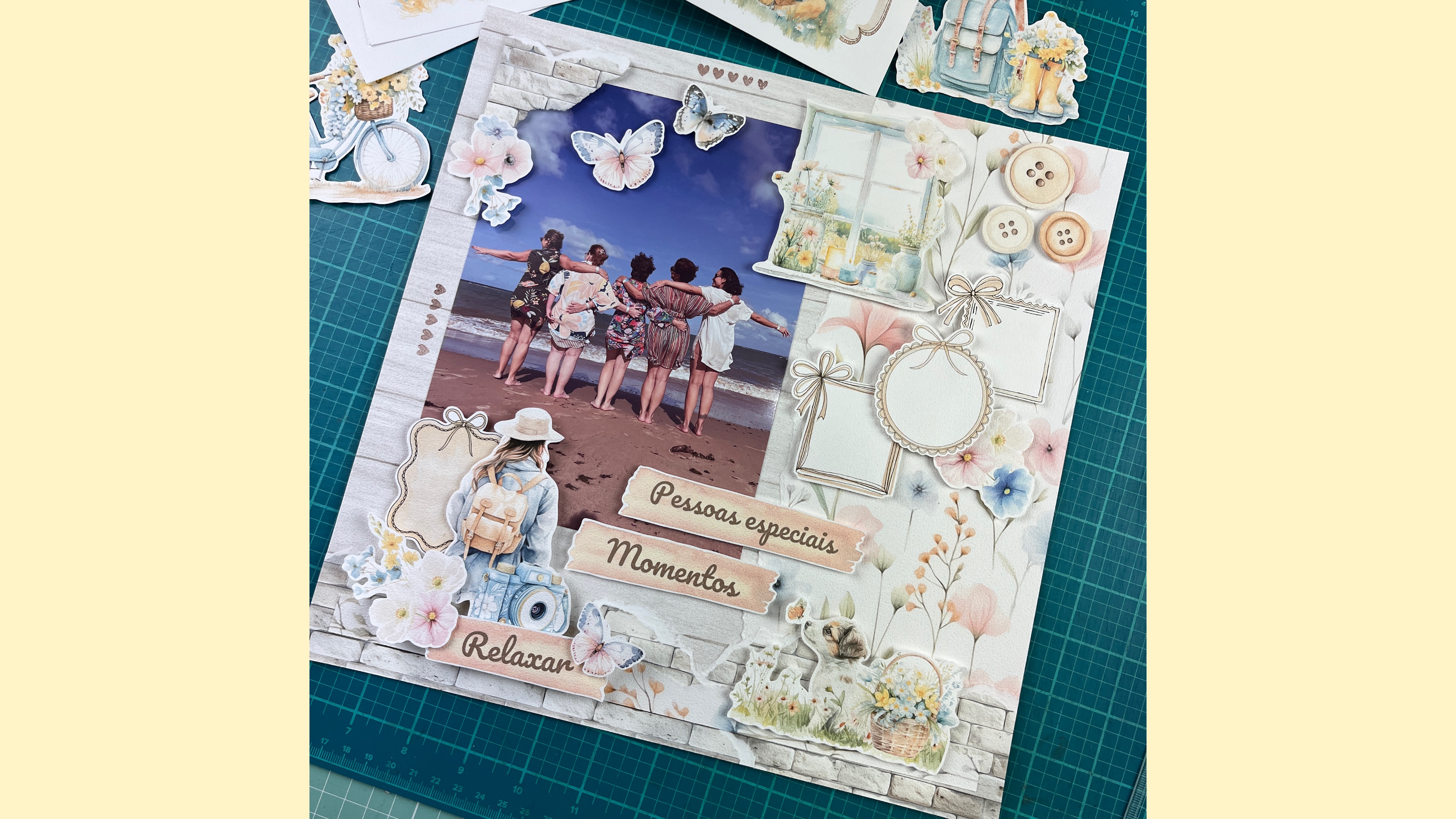 Página de Scrapbook - Meu momento