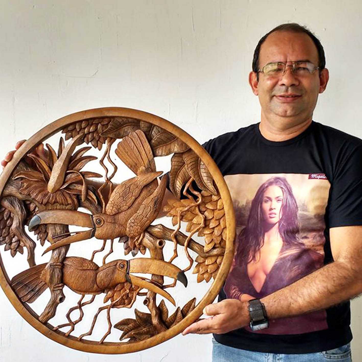 Entalhe em Madeira com Evandro Pires - Evandro Pires - Arte Vazada | Hotmart